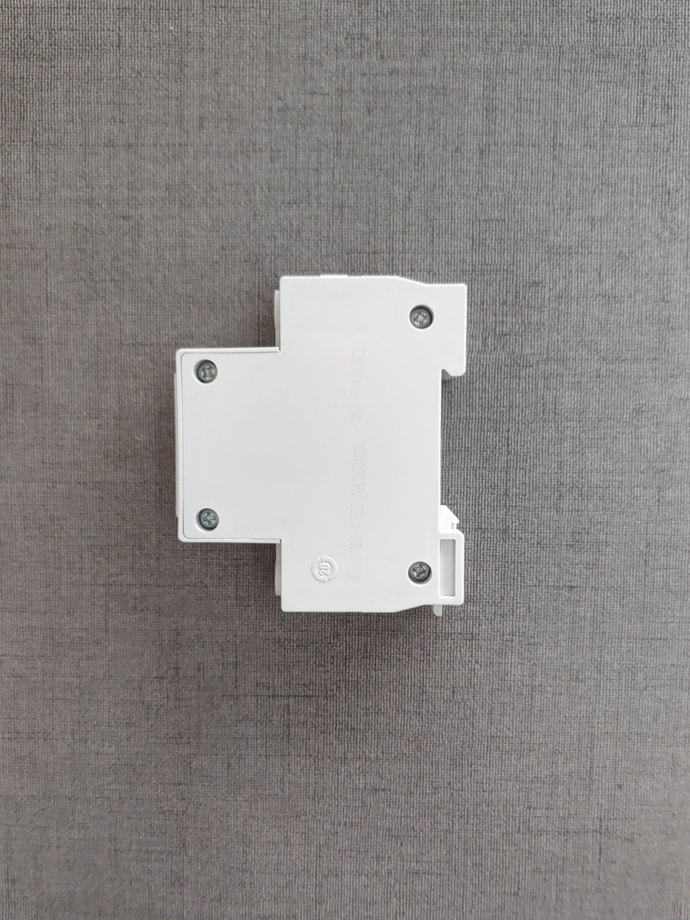 正泰 AC30系列插座 AC30-103 10A 250V 2极 18mm 1个